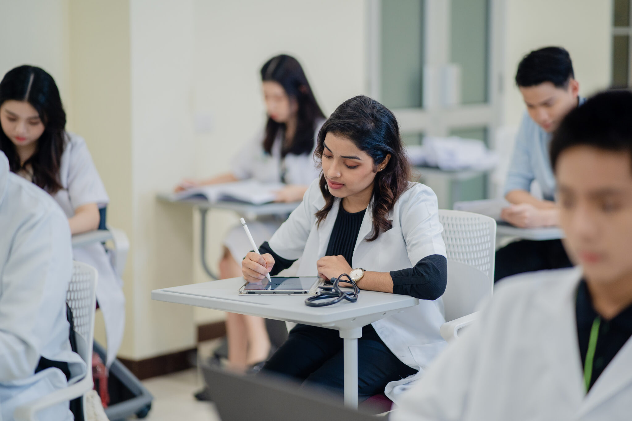 How to Become a Medical Officer in Malaysia: Role & Skills Required ...
